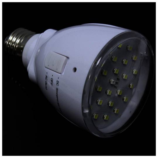 LED Bulb with E27 emergency and internal battery - Cablematic