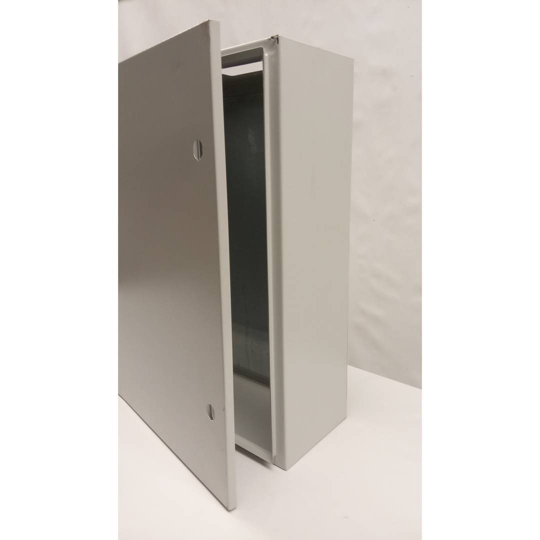 Caja de distribución eléctrica metálica con protección IP54 para fijación a pared 600x500x200mm ...