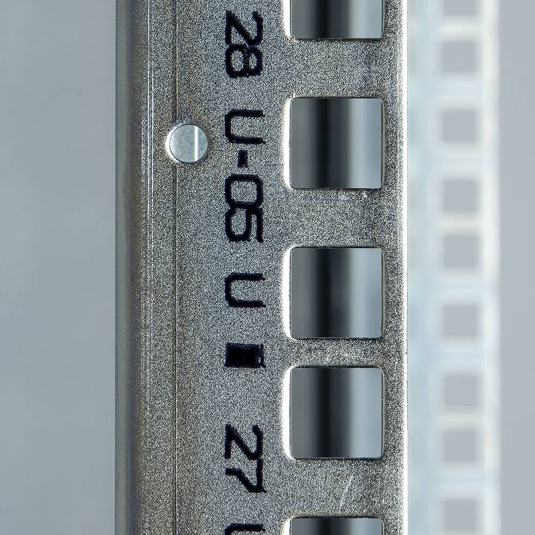 Outdoor security rack cabinet 32U IP55 600 x 600 x 1680 - Cablematic